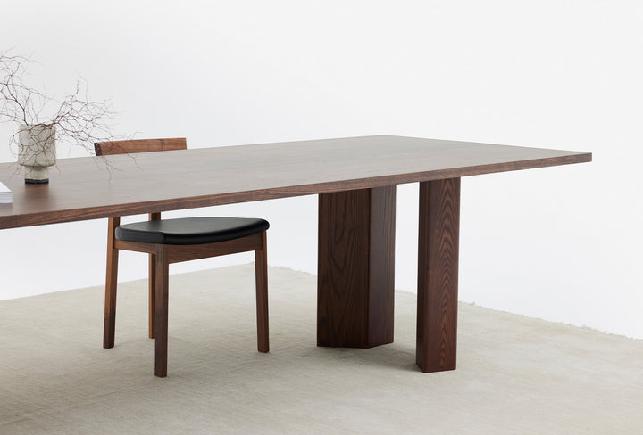 Chronicle Dining Table – Tim Webber