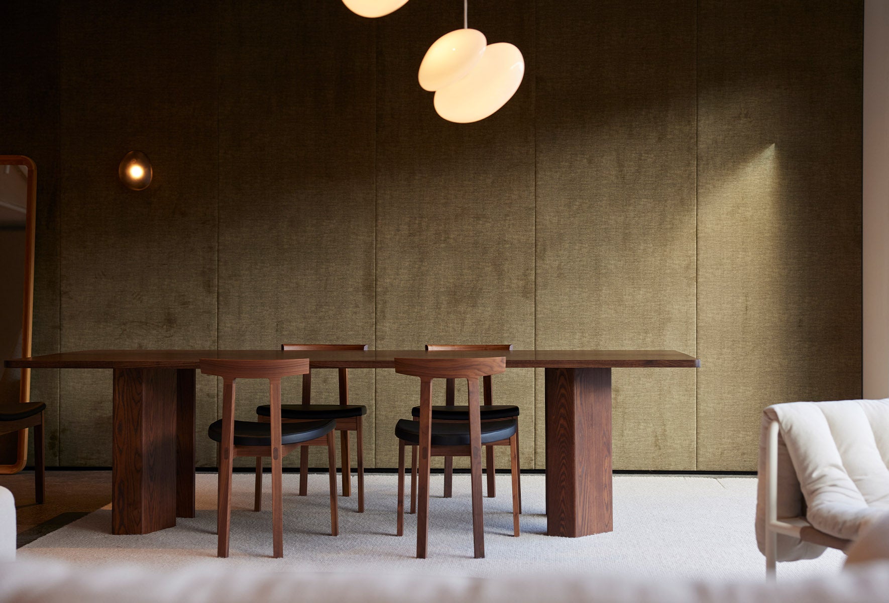 Chronicle Dining Table – Tim Webber