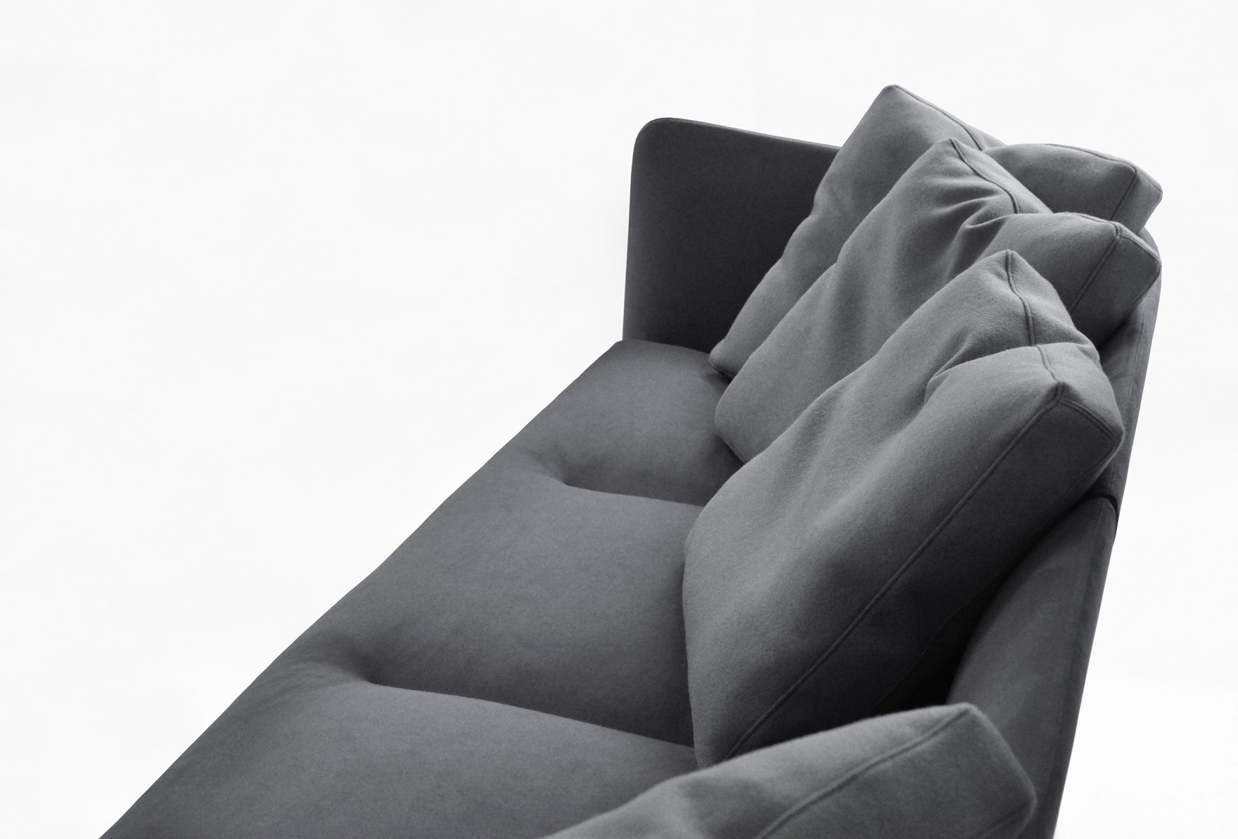 Aura Sofa – Tim Webber
